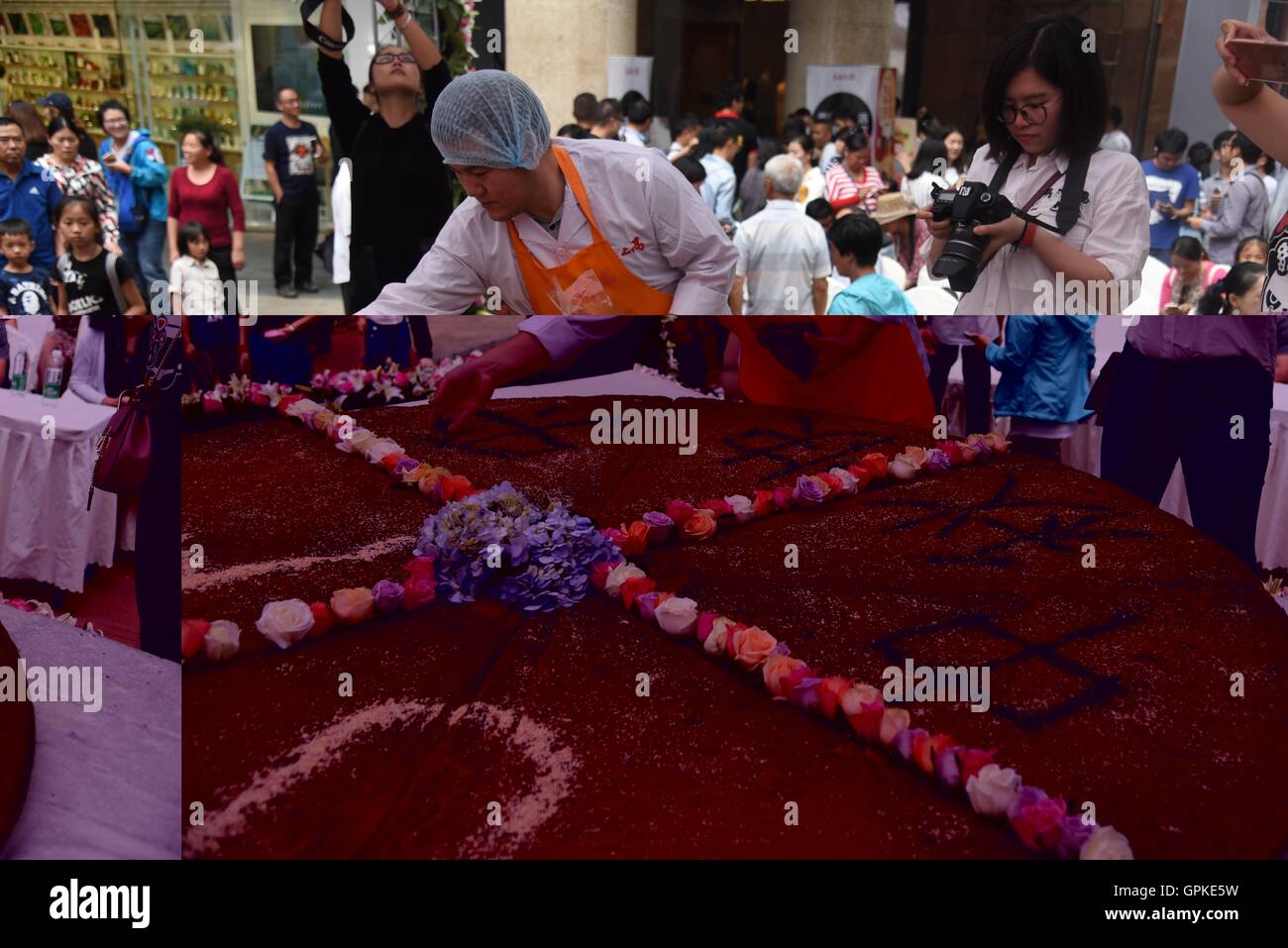 A huge moon-cake at a shopping mall in Kunming, capital of south ChinaÂ ...