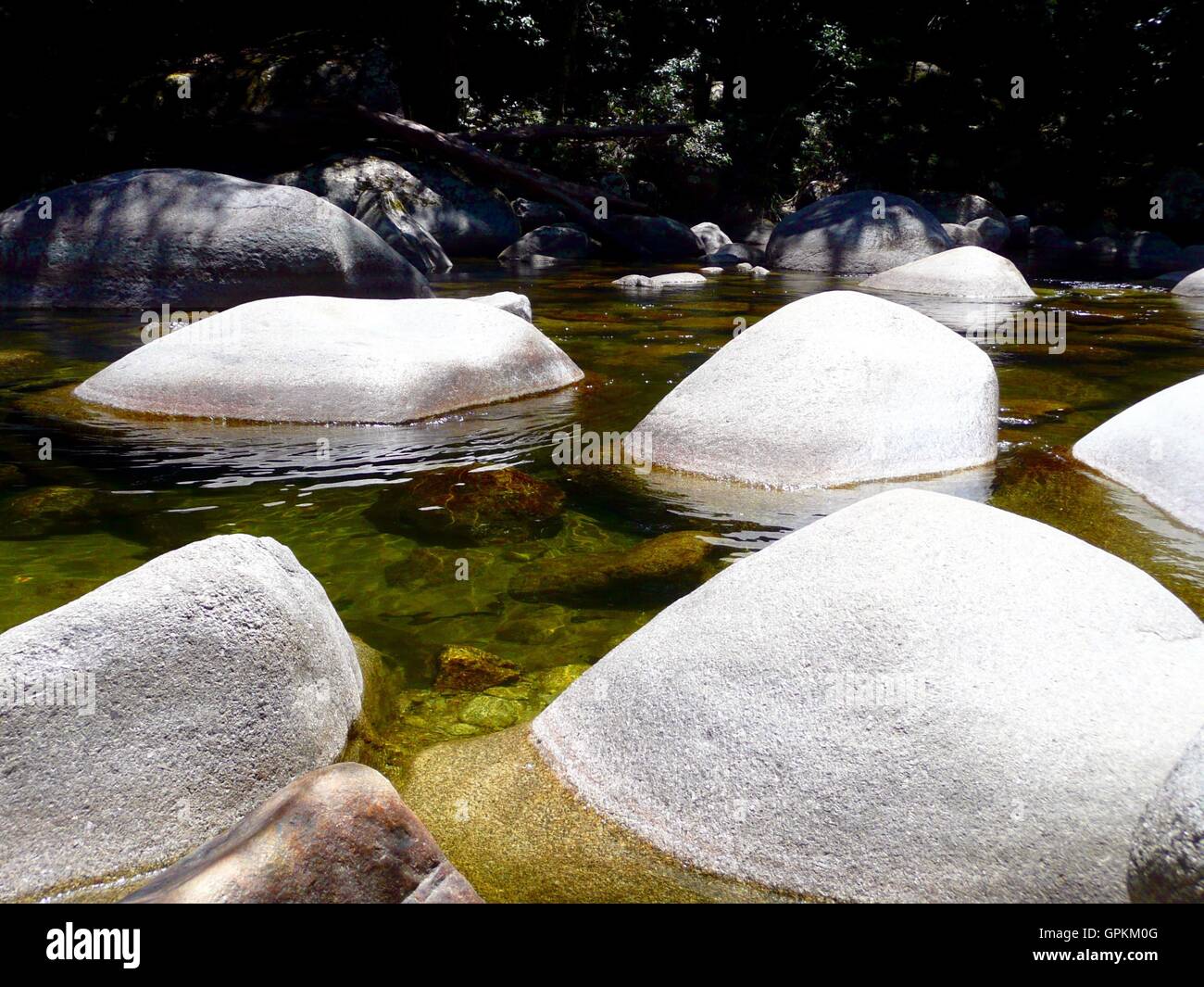 Underwater boulders hi-res stock photography and images - Alamy