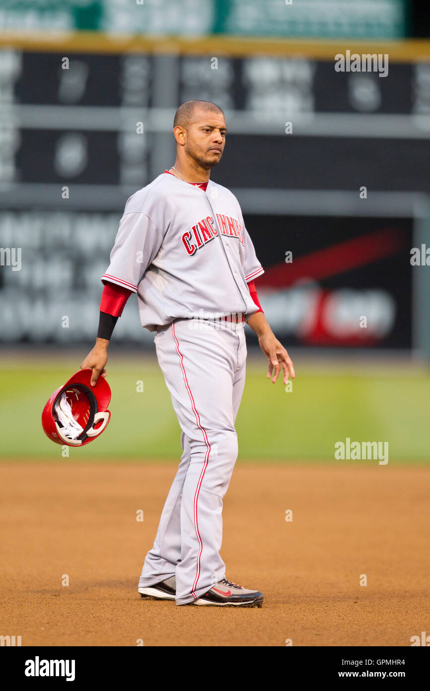 June 22, 2010; Oakland, CA, USA; Cincinnati Reds shortstop Orlando ...