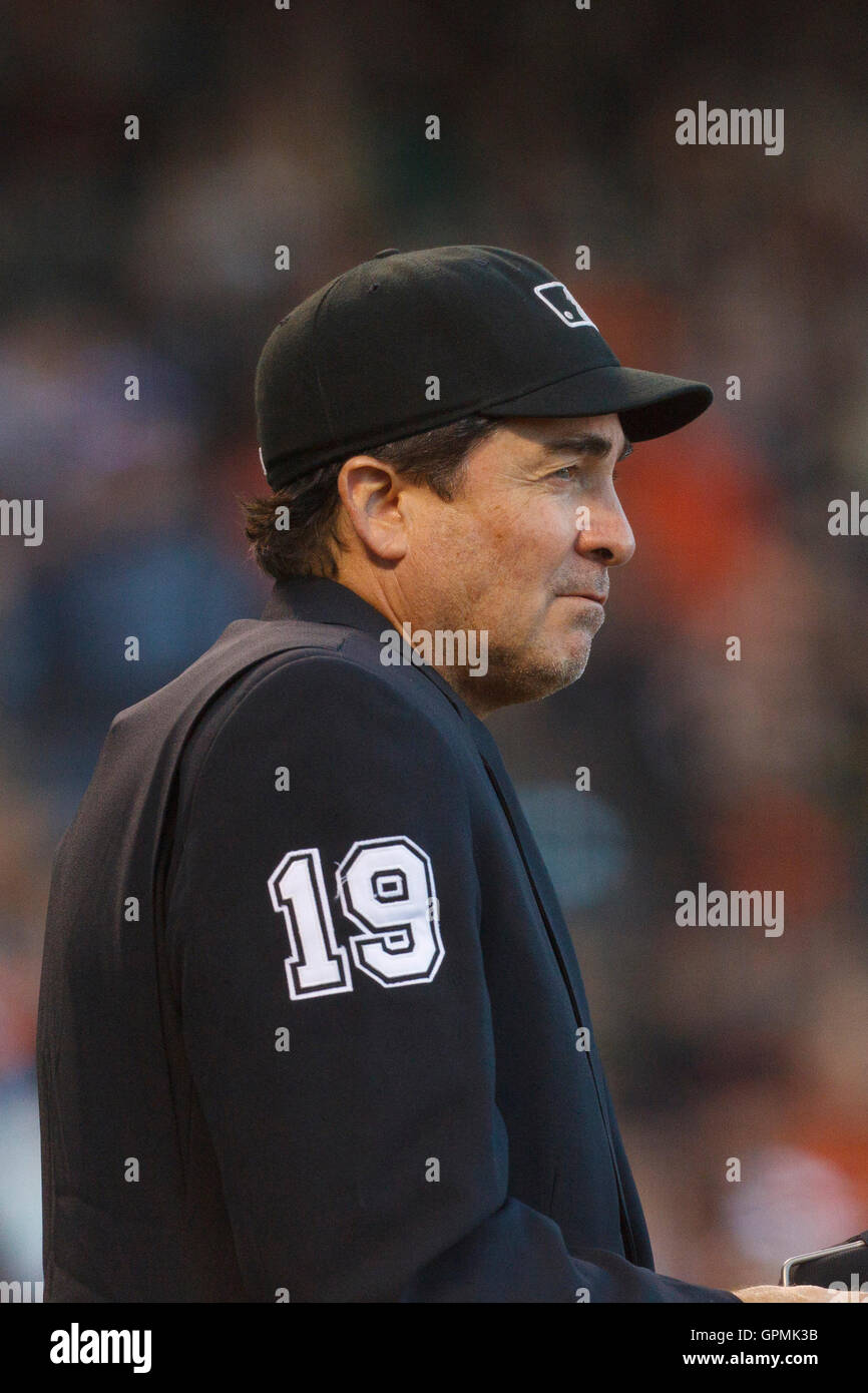August 8, 2011; San Francisco, CA, USA; MLB umpire Ed Rapuano (19 ...
