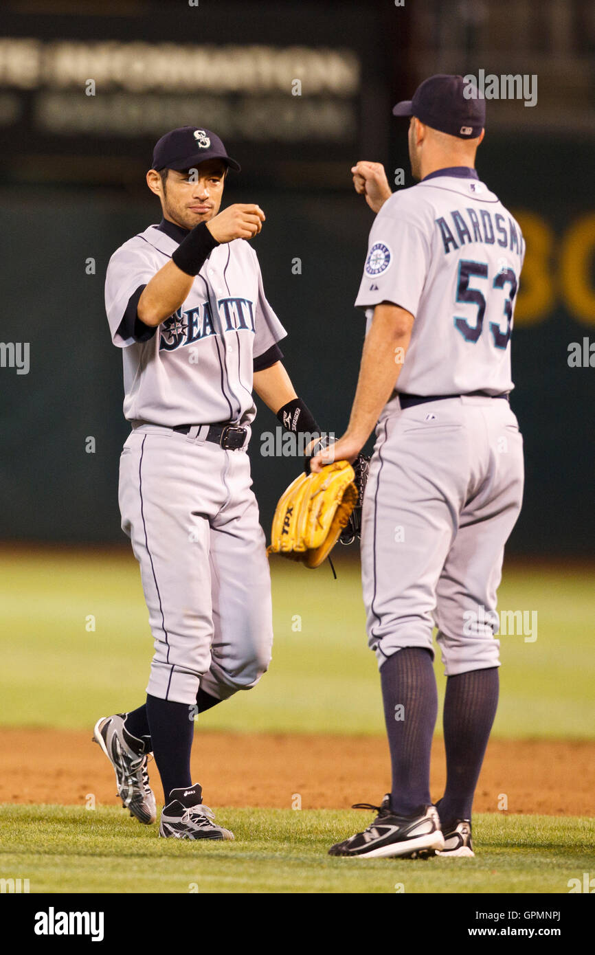 Seattle mariners ichiro suzuki after hi-res stock photography and ...