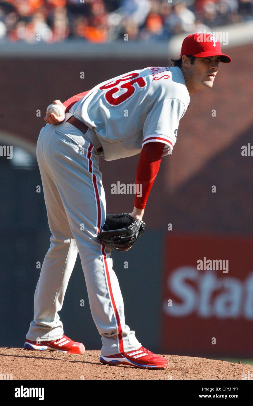 Philadelphia phillies pitcher cole hamels hi-res stock photography and ...