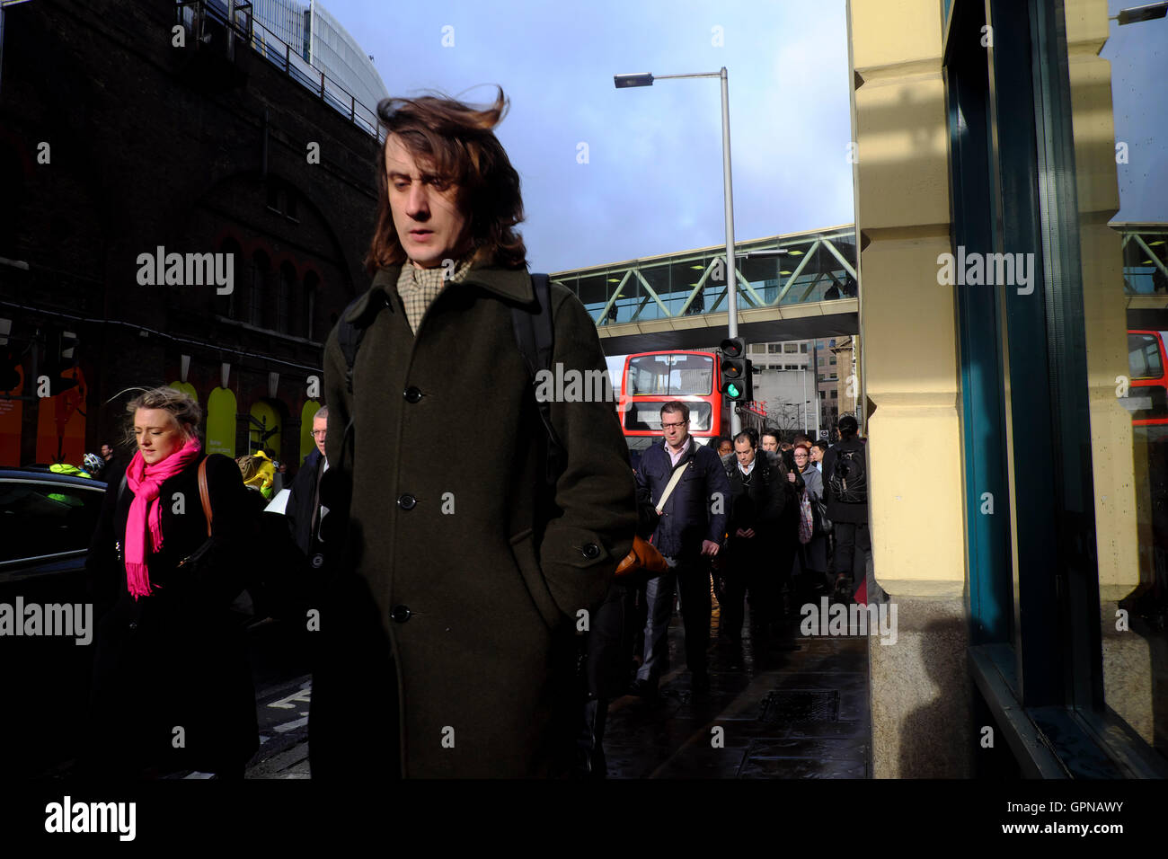 London bridge walks hi-res stock photography and images - Alamy