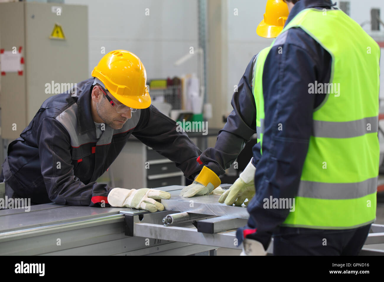 Machine shop metal lathes hi-res stock photography and images - Alamy