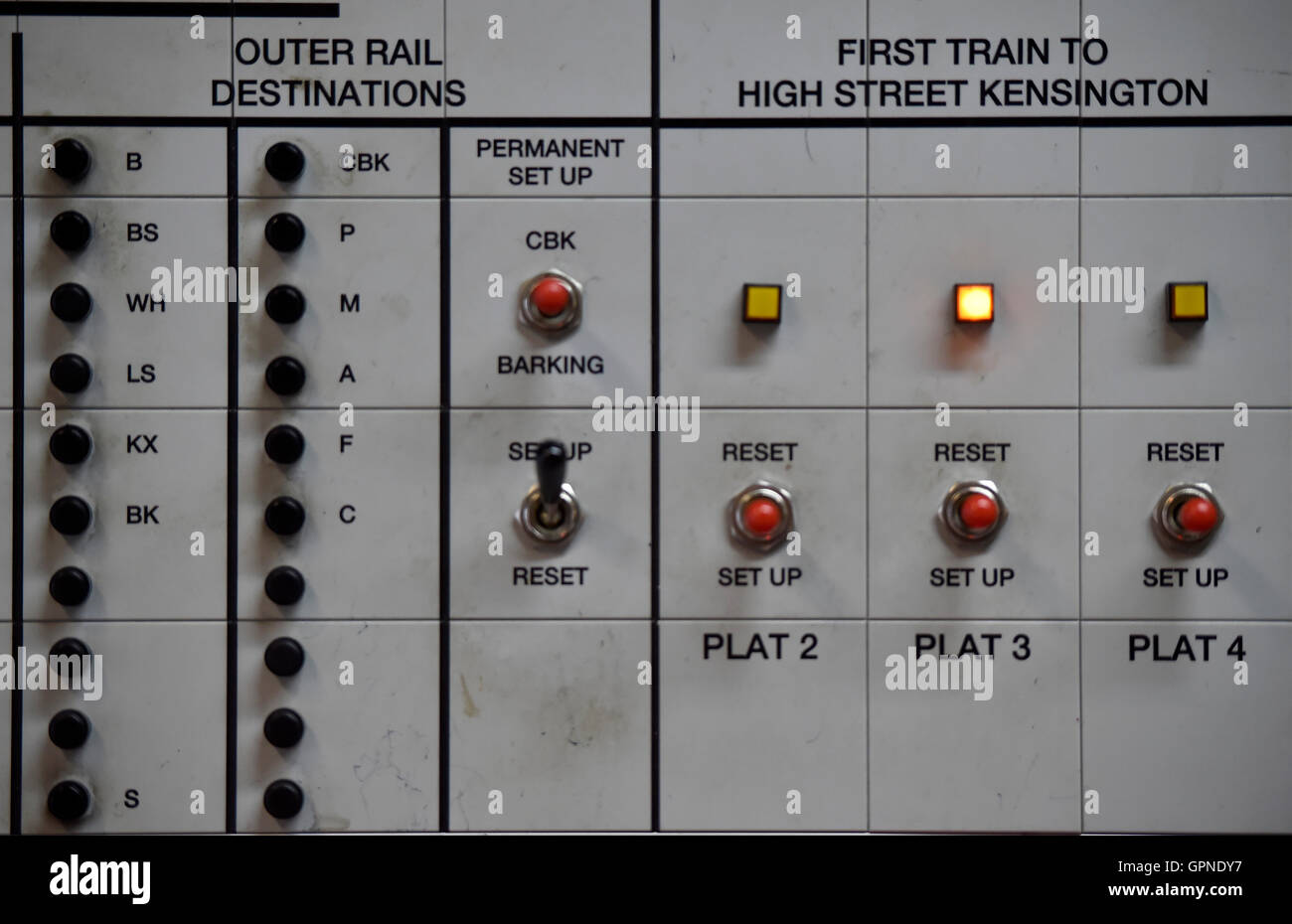 Signalling panel inside circle hi-res stock photography and images - Alamy