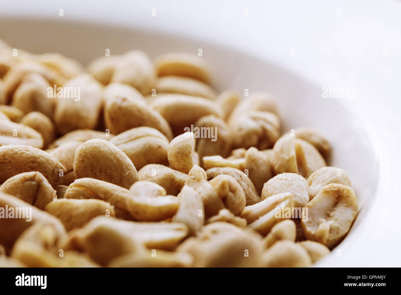 Salted nuts peanuts Stock Photo - Alamy