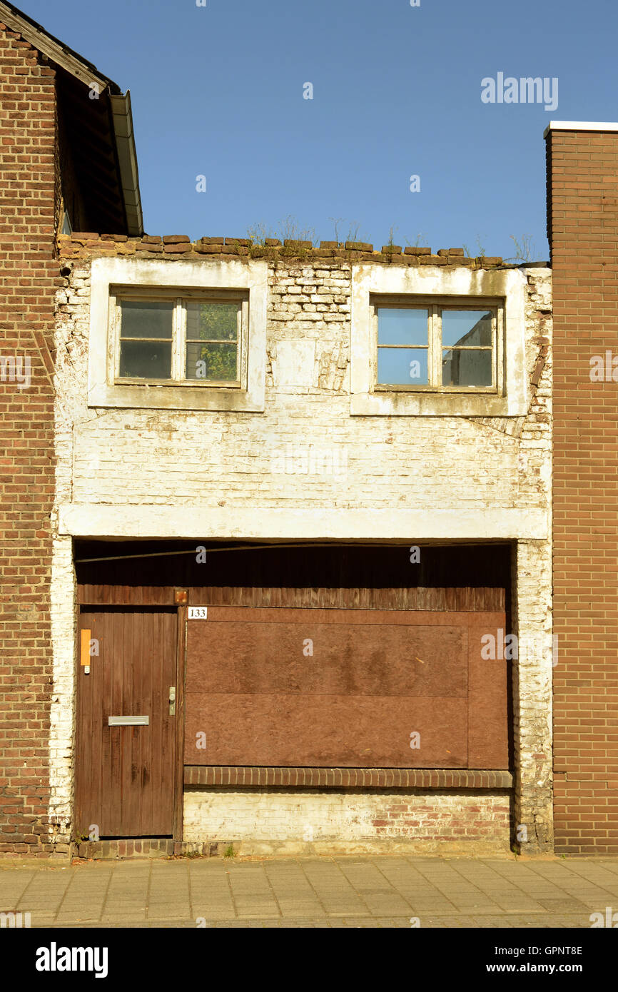 building with no roof Stock Photo - Alamy