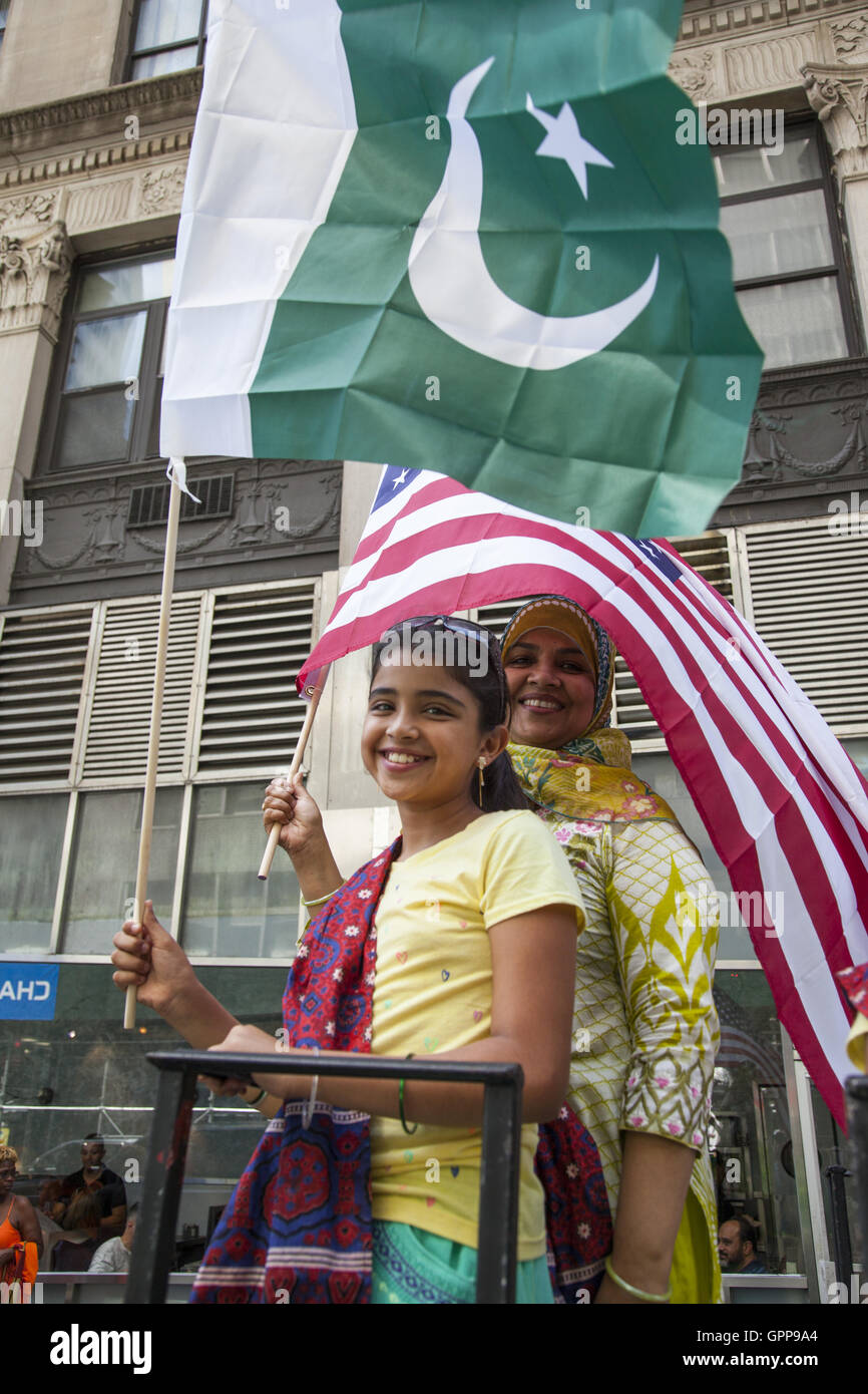 Proud Pakistani Americans at the Pakistani Independence Day Parade on ...
