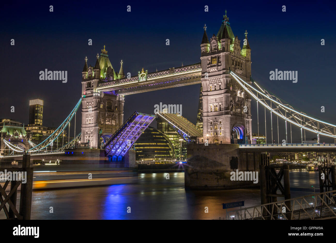 Open bascule bridge hi-res stock photography and images - Alamy