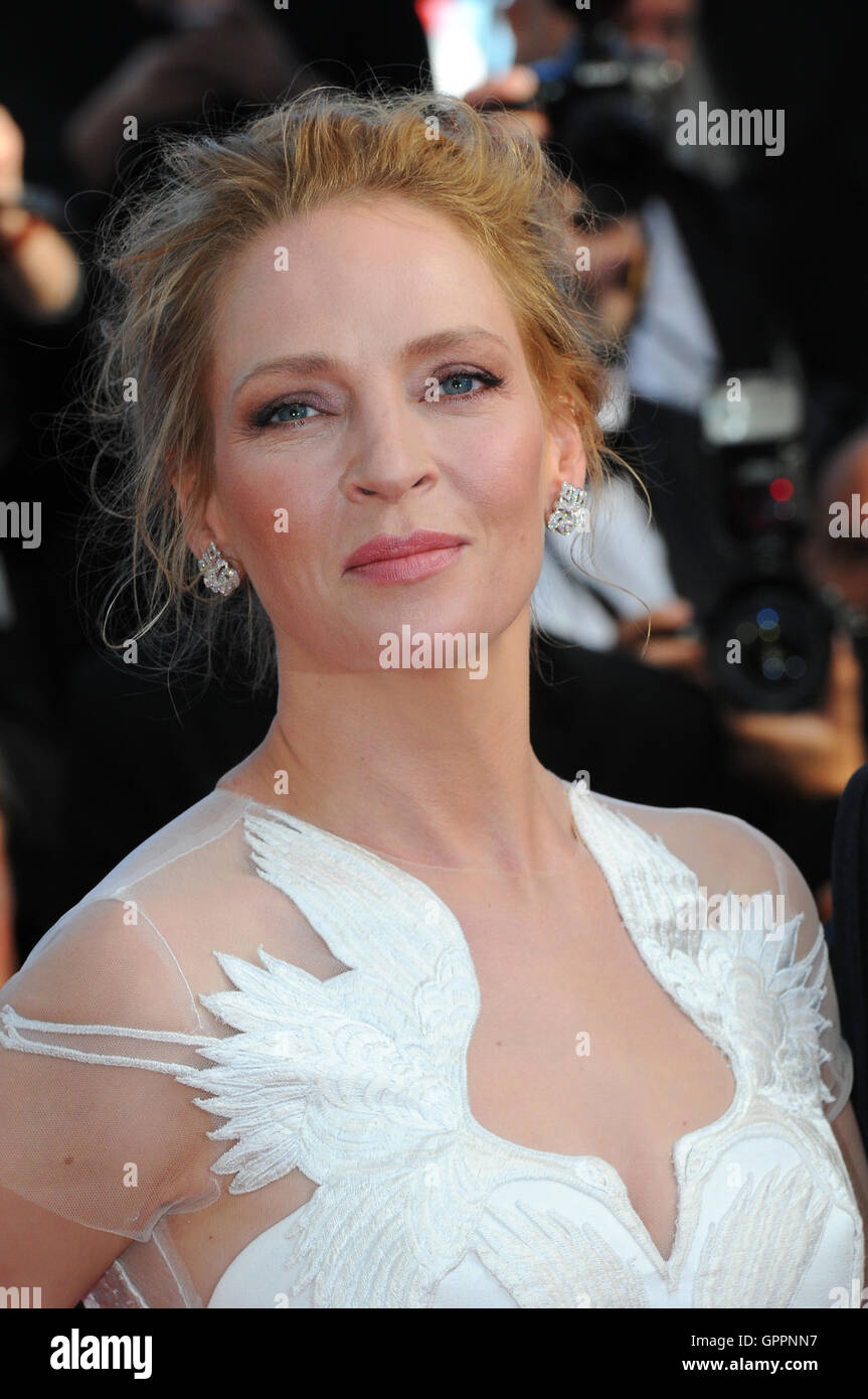 Tarantino smile hi-res stock photography and images - Alamy