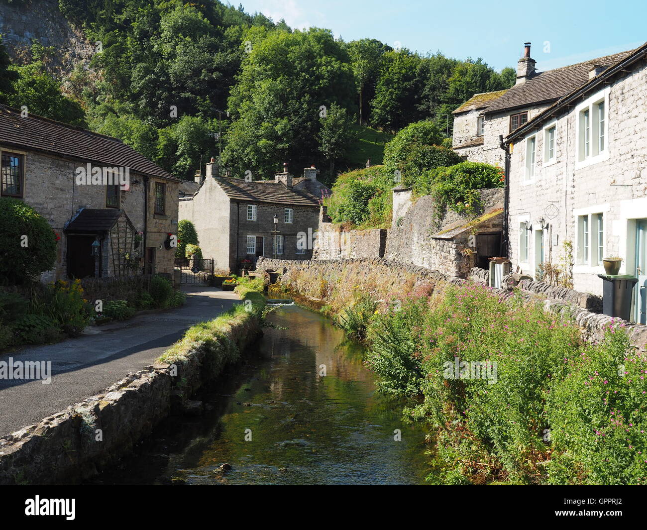 Castleton derbyshire england hi-res stock photography and images - Alamy