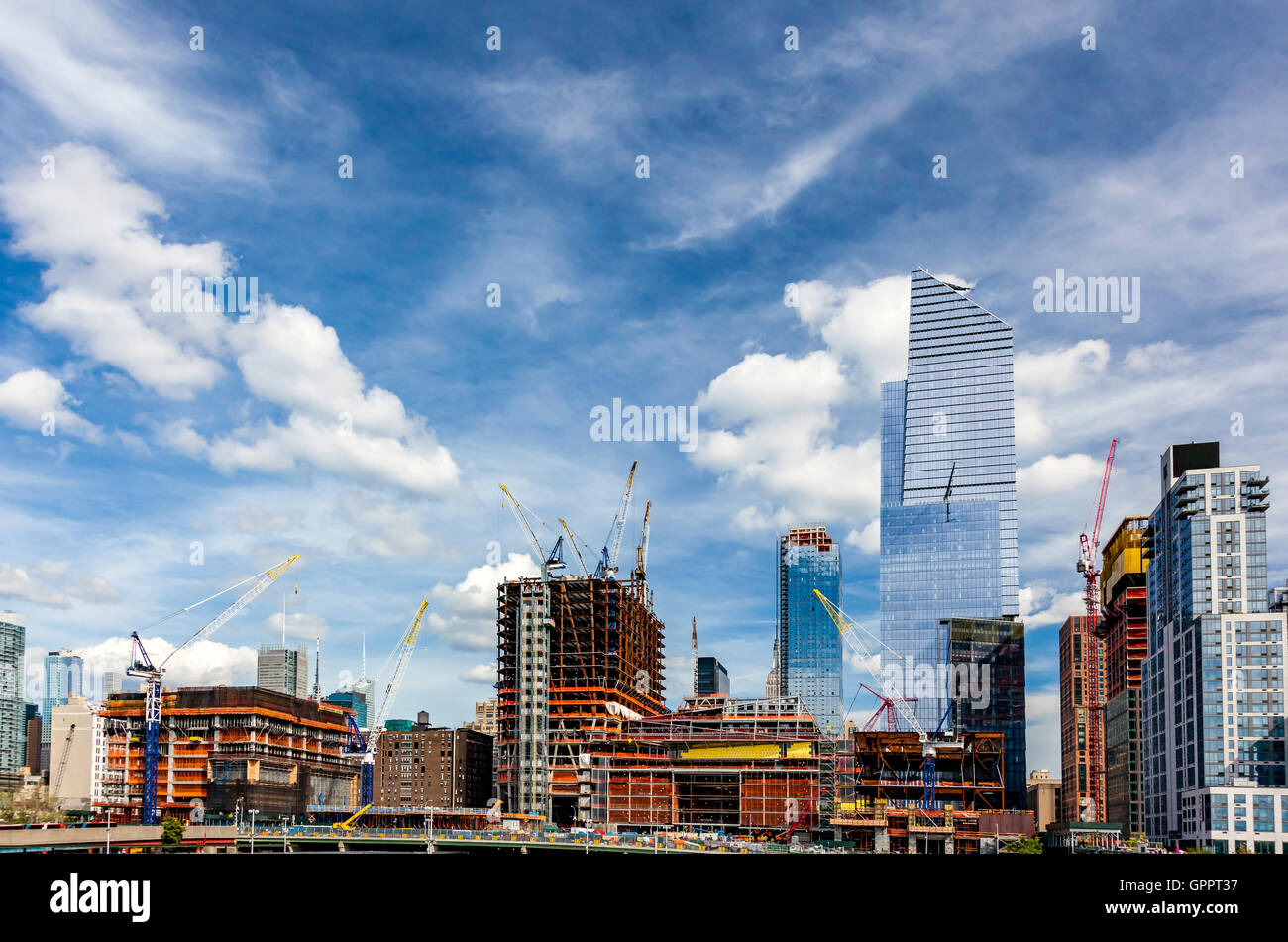 Wide view of the big construction development at the Hudson Yards in ...
