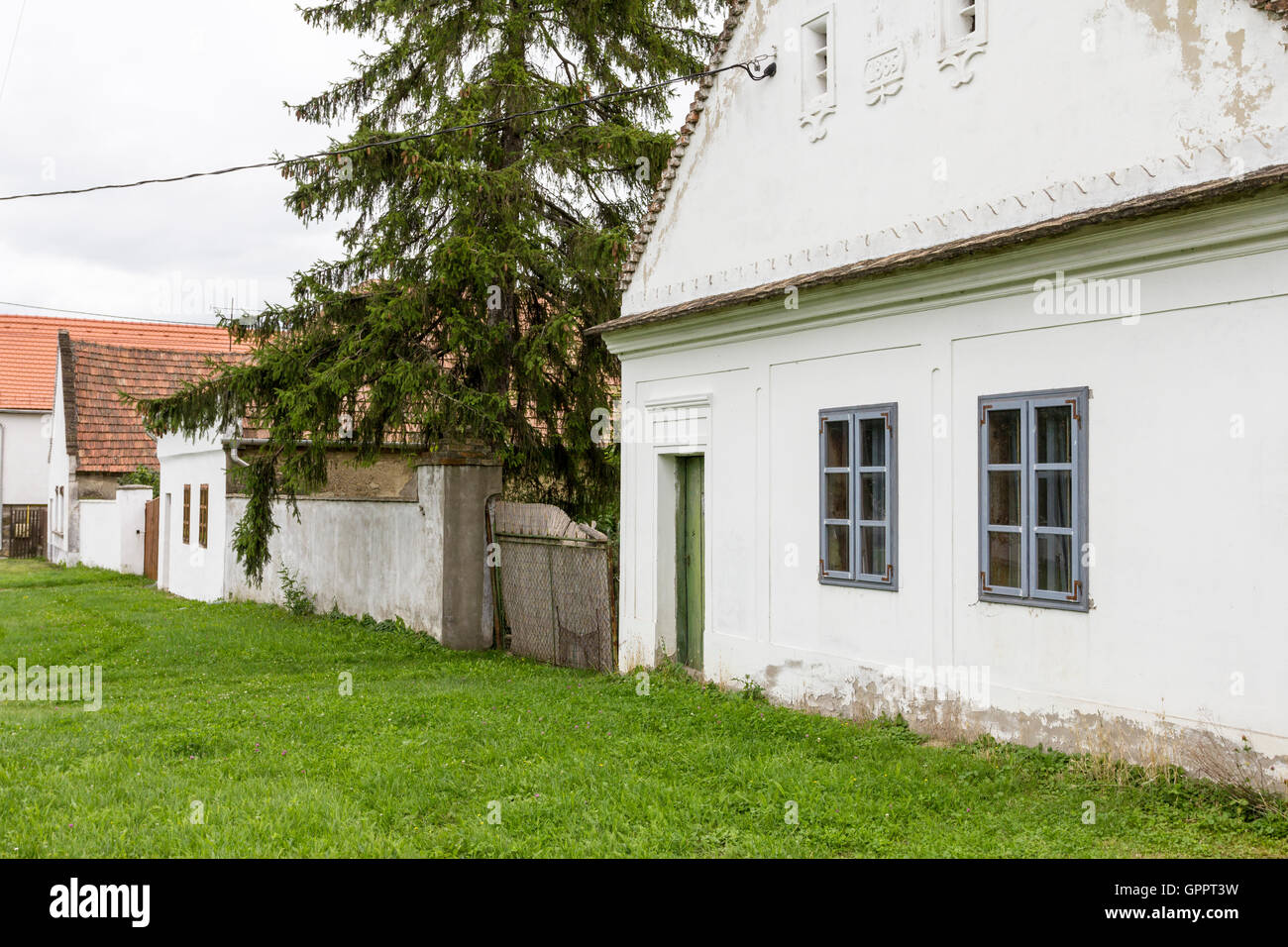 Traditional hungarian village house Stock Photo - Alamy