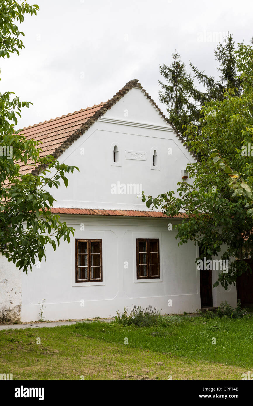 Traditional hungarian village house Stock Photo - Alamy