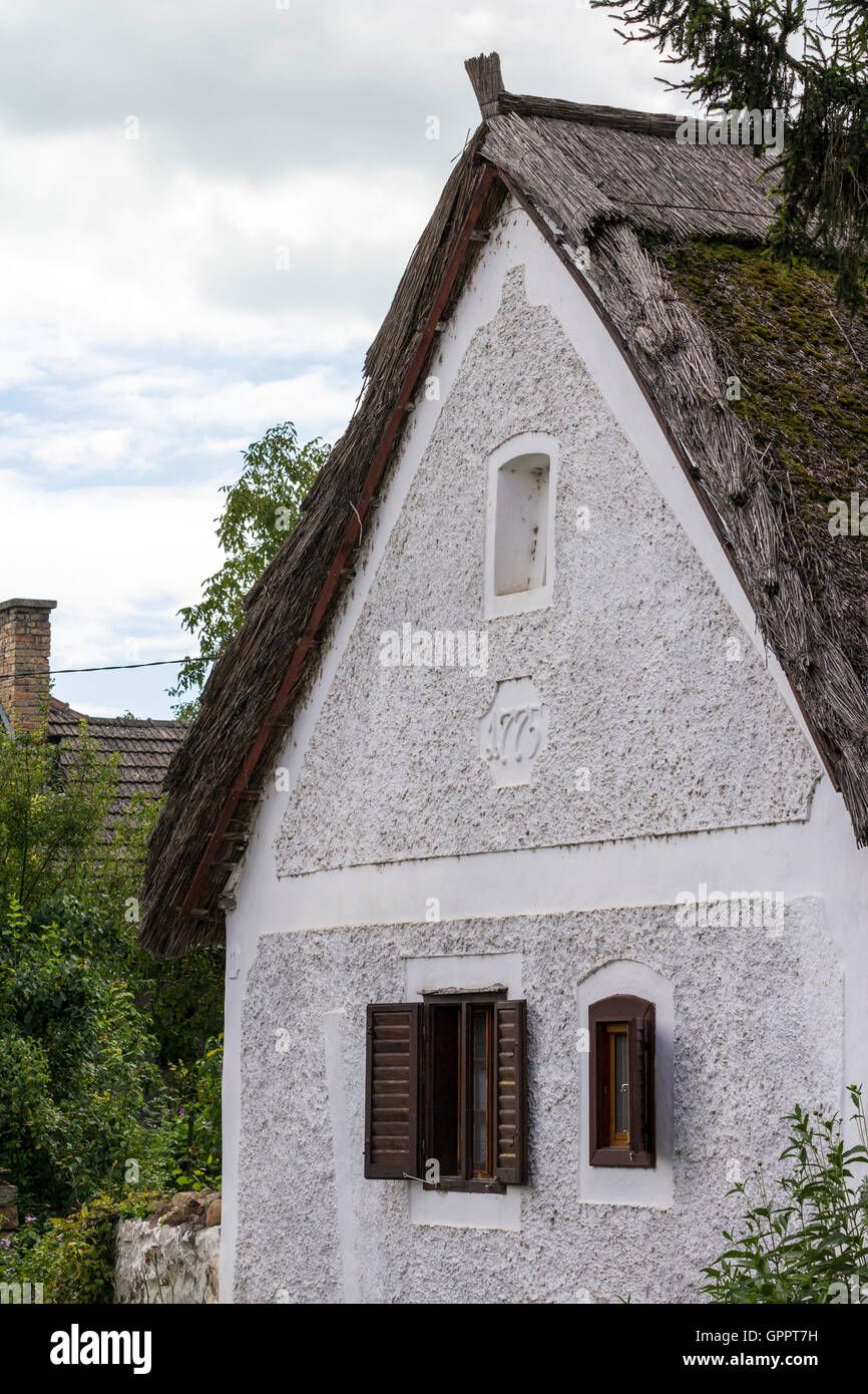Traditional hungarian village house Stock Photo - Alamy