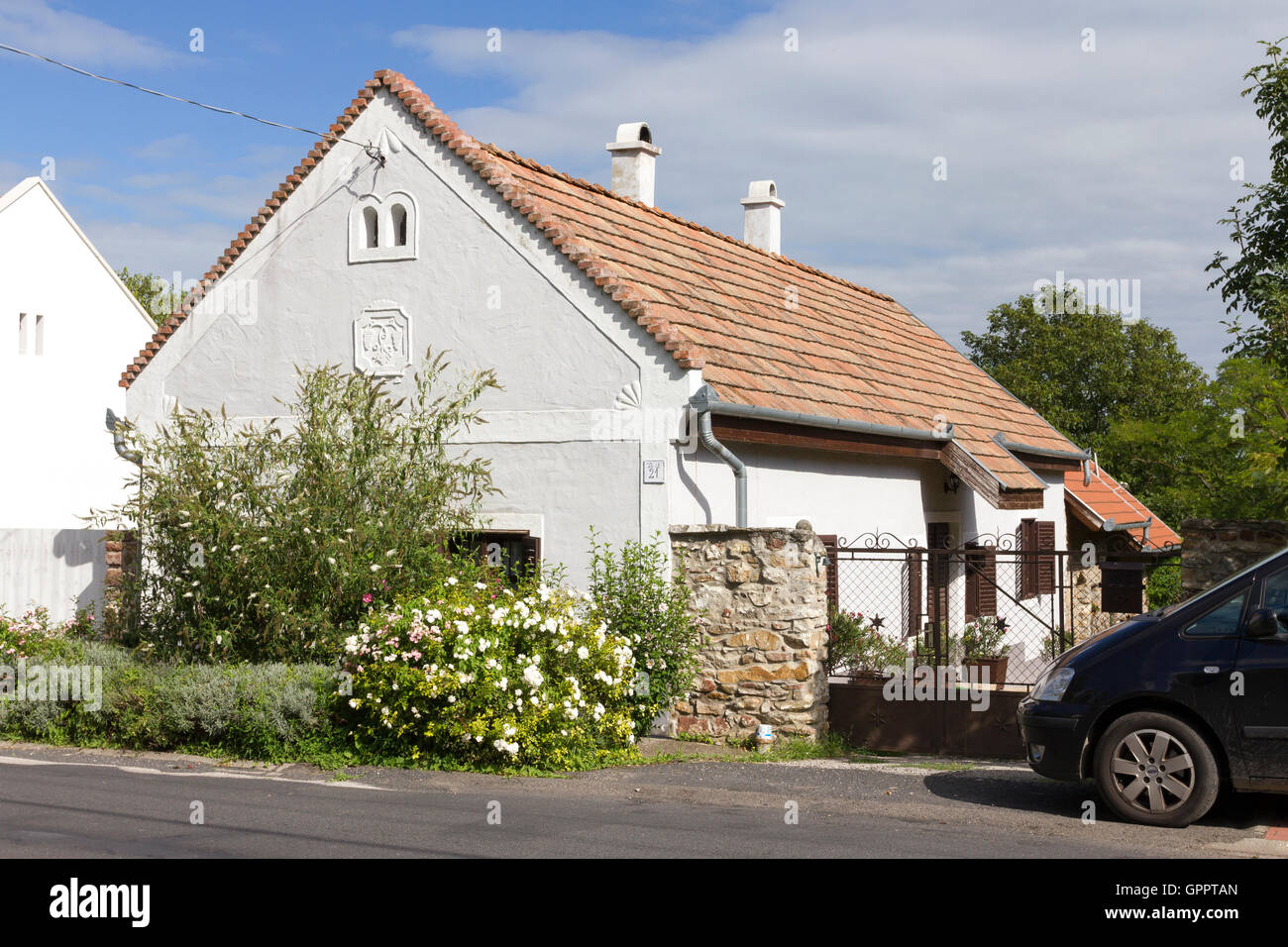 Traditional hungarian village house Stock Photo - Alamy