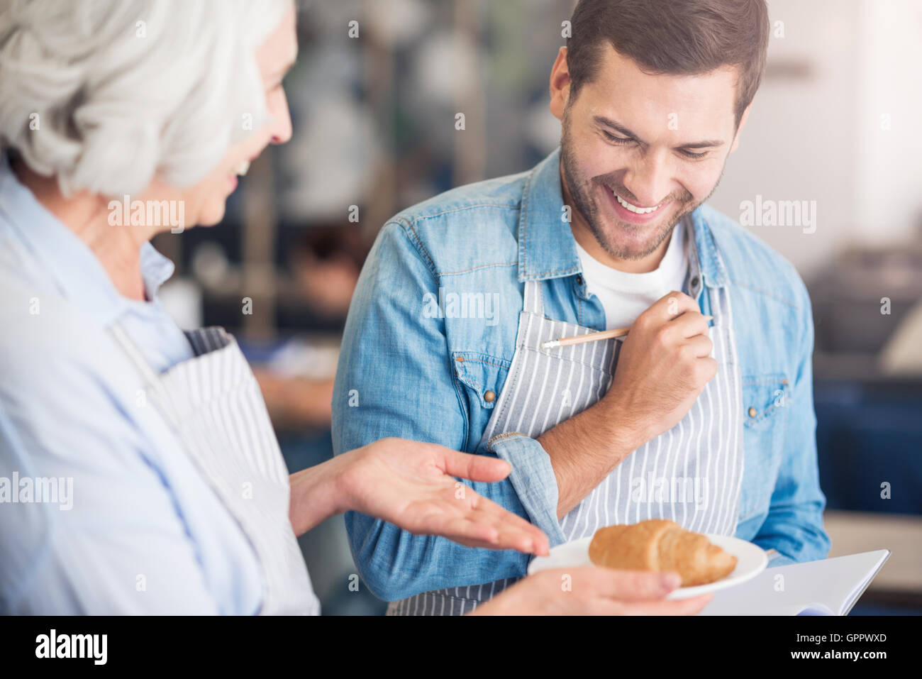 Share of receipts hi-res stock photography and images - Alamy