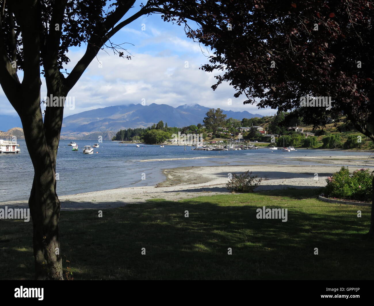 Wanaka pier hi-res stock photography and images - Alamy