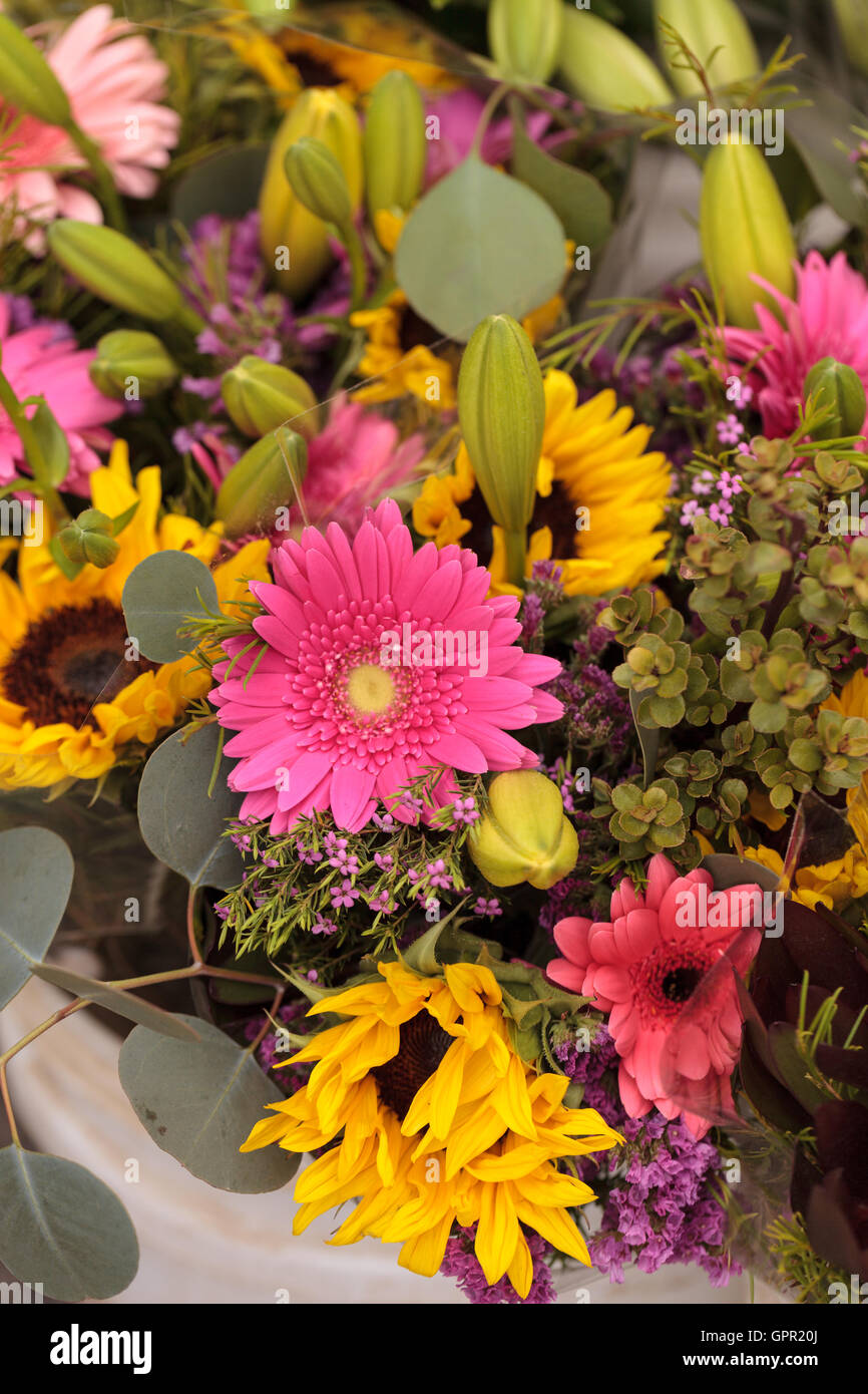 Sunflower and gerbera daisy bouquet blooms at a farmers market in ...