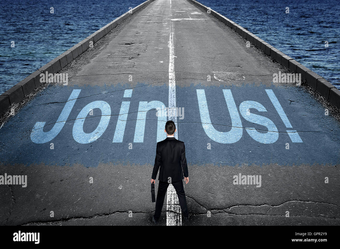 Join us sign text hi-res stock photography and images - Alamy
