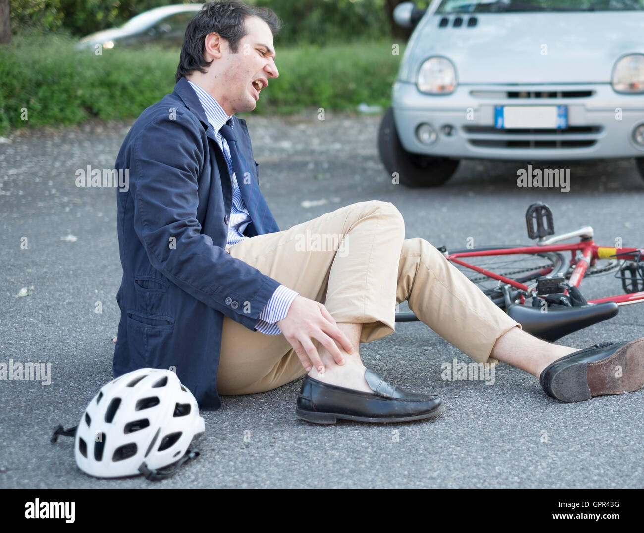 Bicycle accident hi-res stock photography and images - Alamy