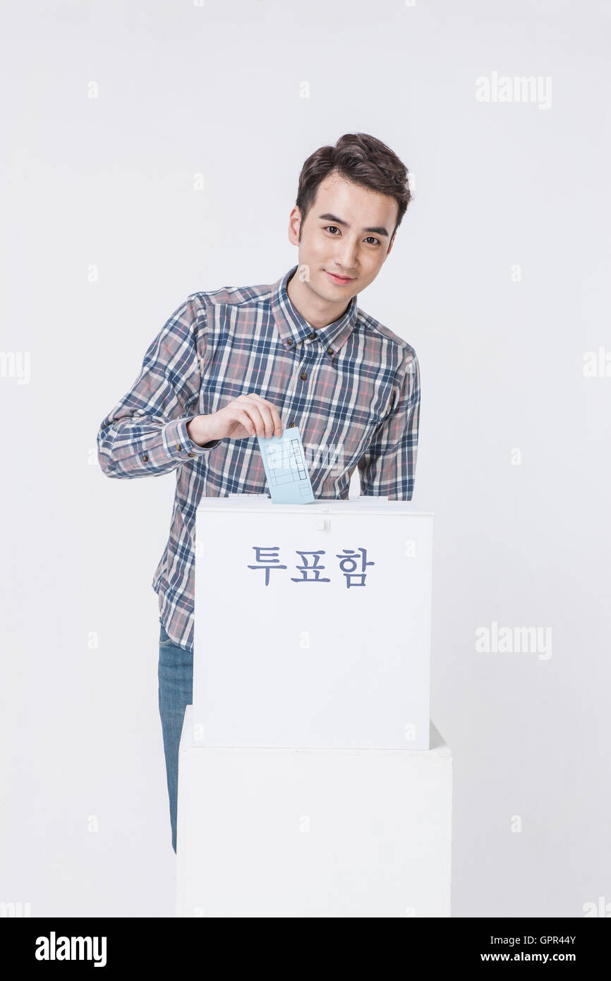 Voting man hi-res stock photography and images - Alamy