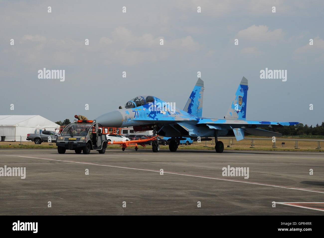Sukhoi su 27 hi-res stock photography and images - Alamy