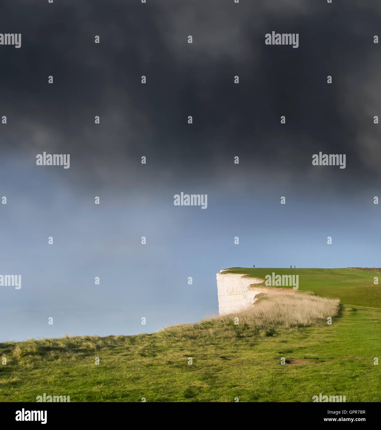 Edge of drop hi-res stock photography and images - Alamy