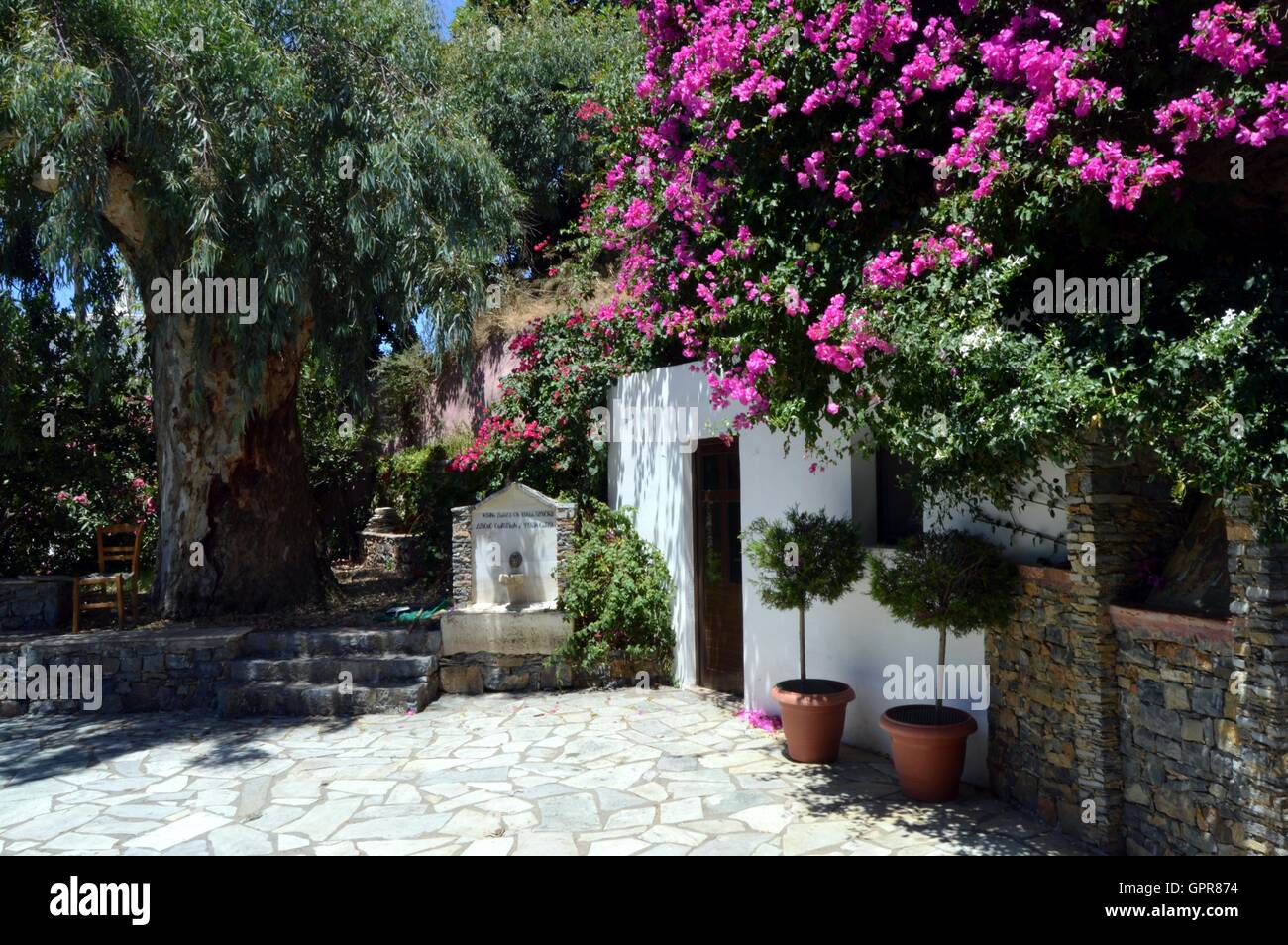 Inside court house hi-res stock photography and images - Alamy