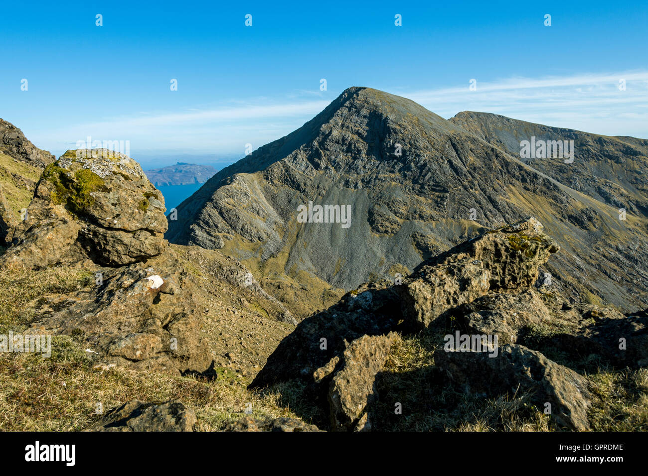 Cuillin ridge hike hi-res stock photography and images - Alamy