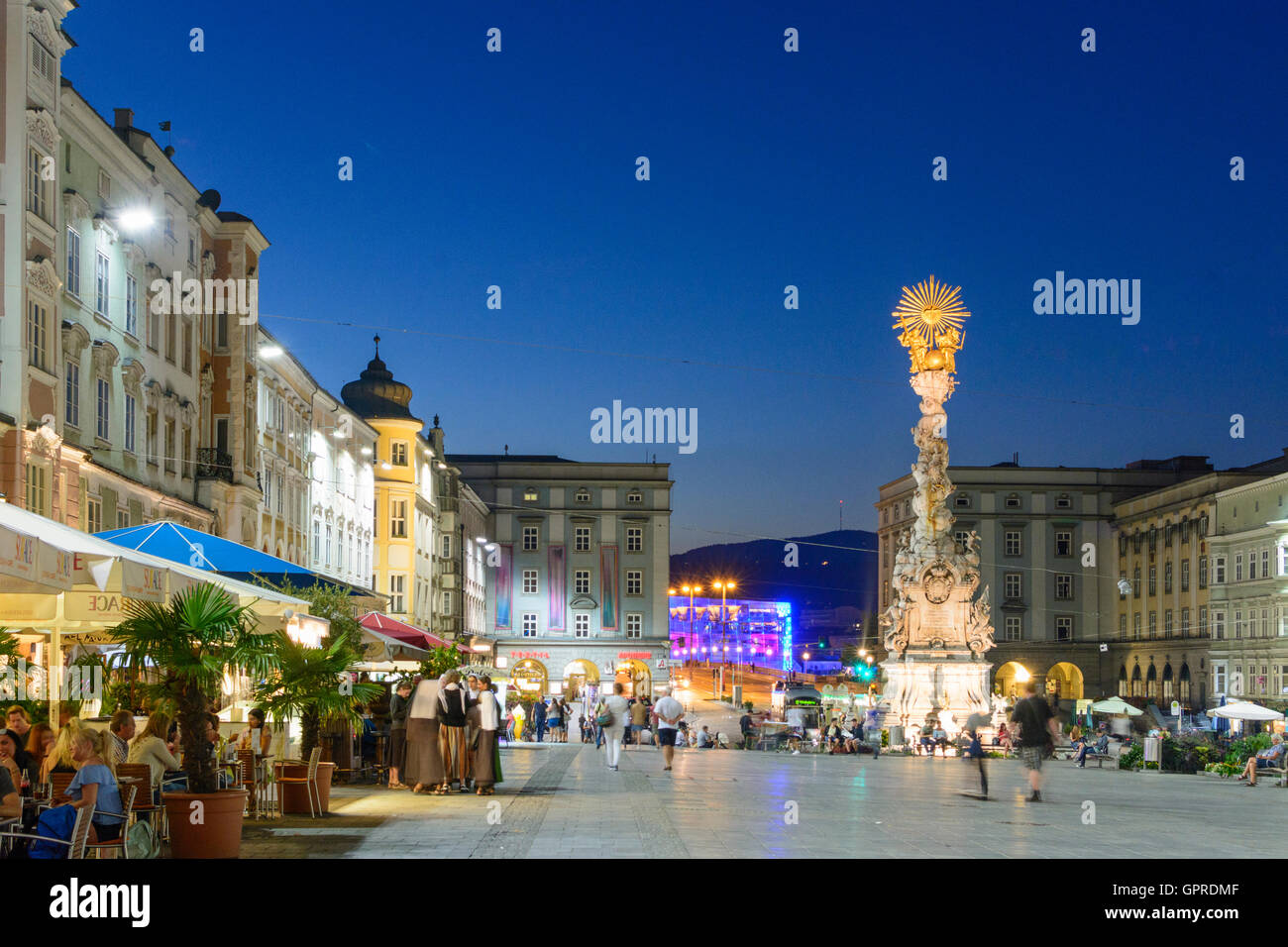 Hauptplatz (Main Square), Dreifaltigkeitssäule (Trinity Column ...