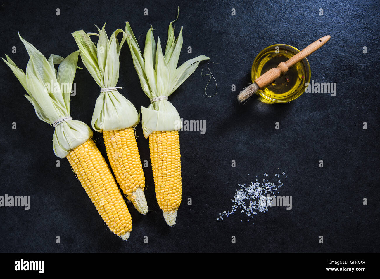 Corn oil kernels cob hi-res stock photography and images - Alamy