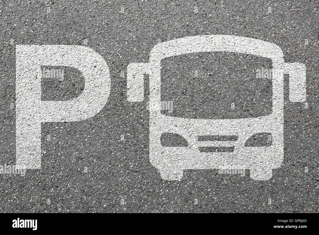 Traffic sign bus parking hi-res stock photography and images - Alamy