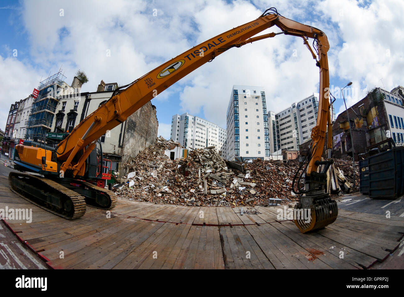 Demolition of buildings in Lime Street, Liverpool to make way for new ...