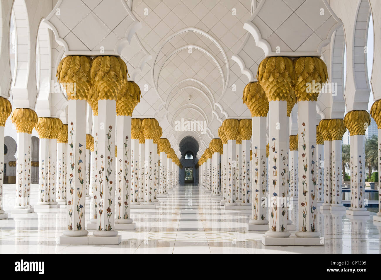 Gallery of marble with gold and ornaments of gems in a mosque Stock ...