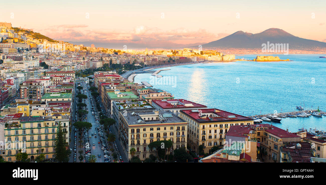 Naples skyline hi-res stock photography and images - Alamy