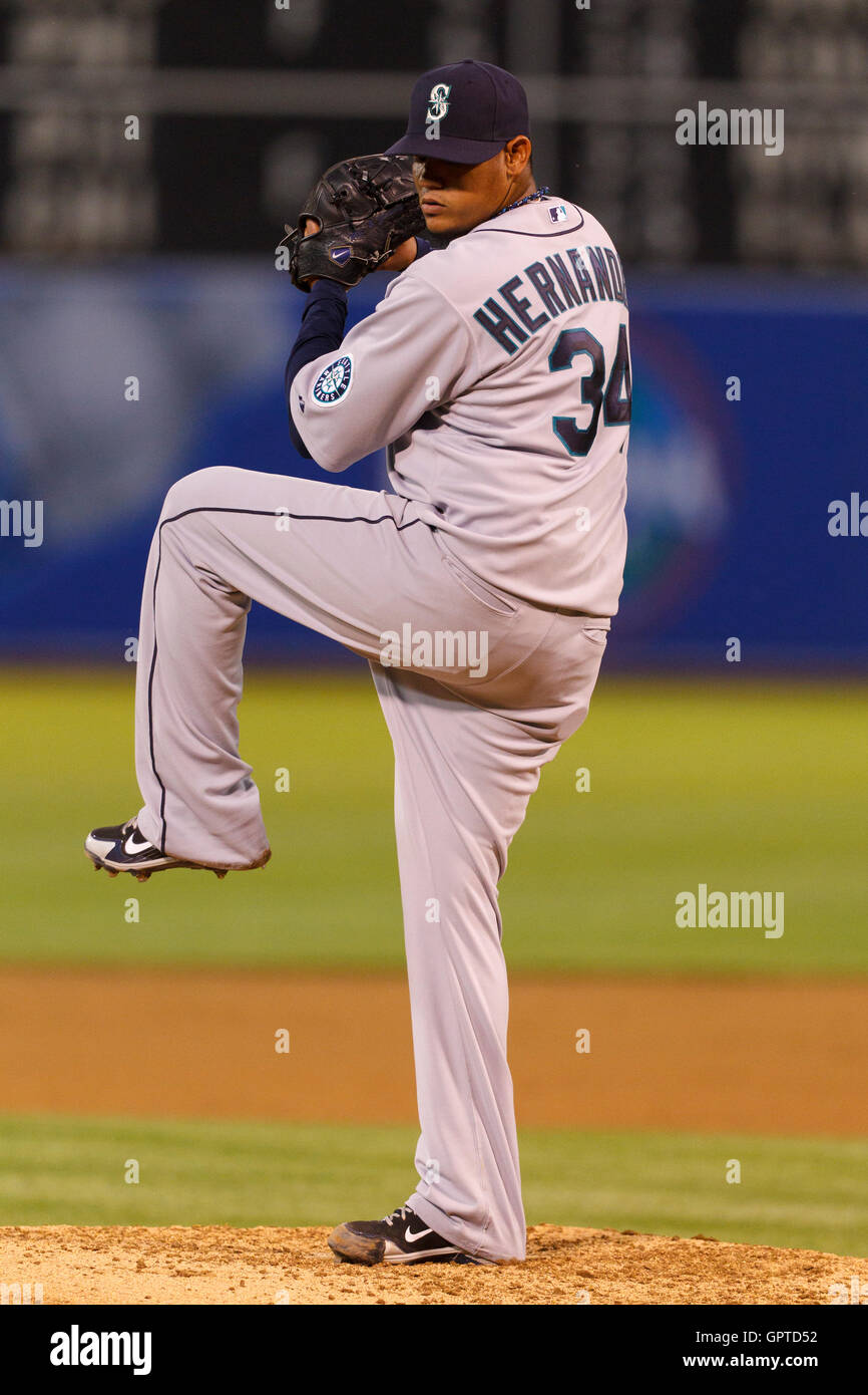 April 1, 2011; Oakland, CA, USA; Seattle Mariners starting pitcher ...