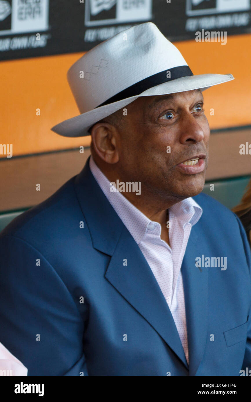 May 6, 2011; San Francisco, CA, USA; Hall of fame first baseman Orlando ...