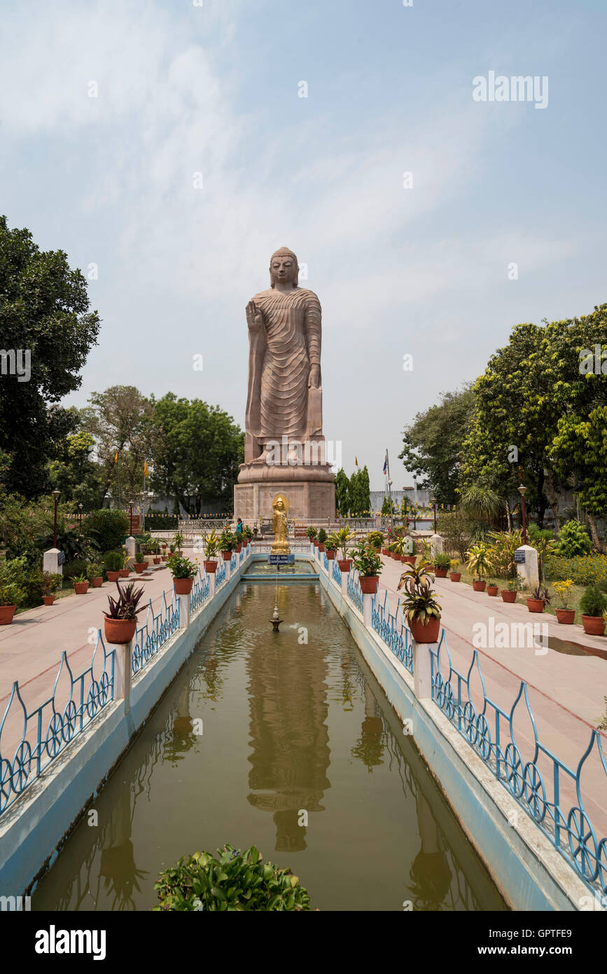 Sarnath Stupa Buddha