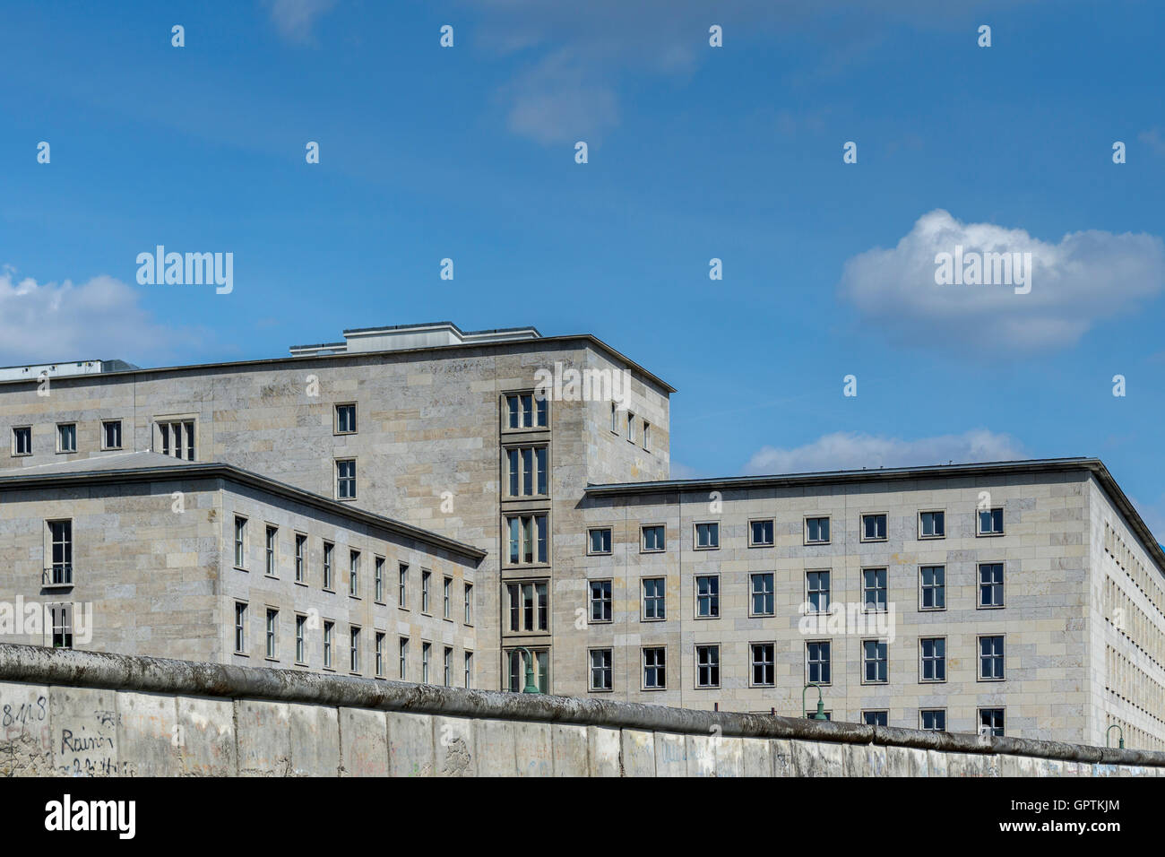 Communist berlin wall hi-res stock photography and images - Alamy
