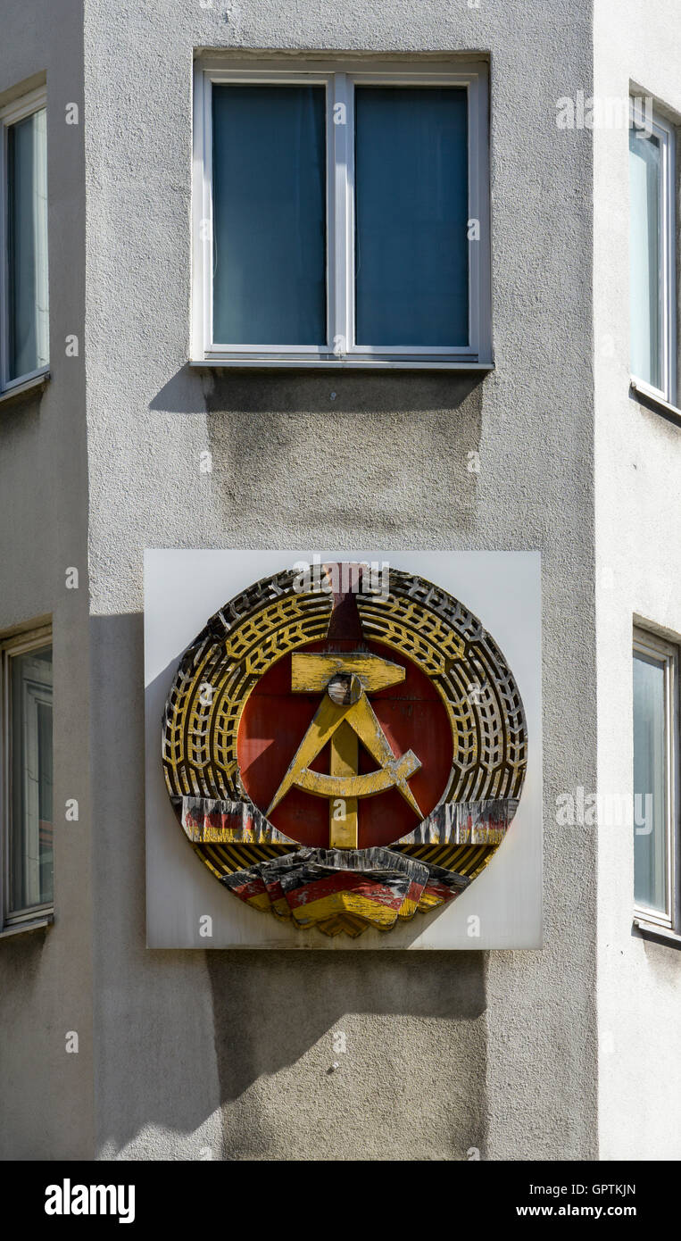 National Emblem Of The German Democratic Republic Stock Photos ...