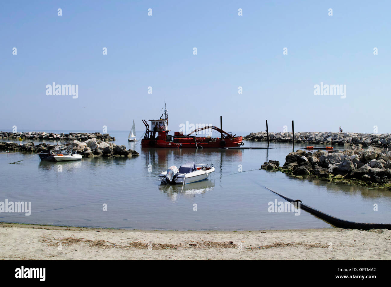 Harbour Works High Resolution Stock Photography and Images - Alamy