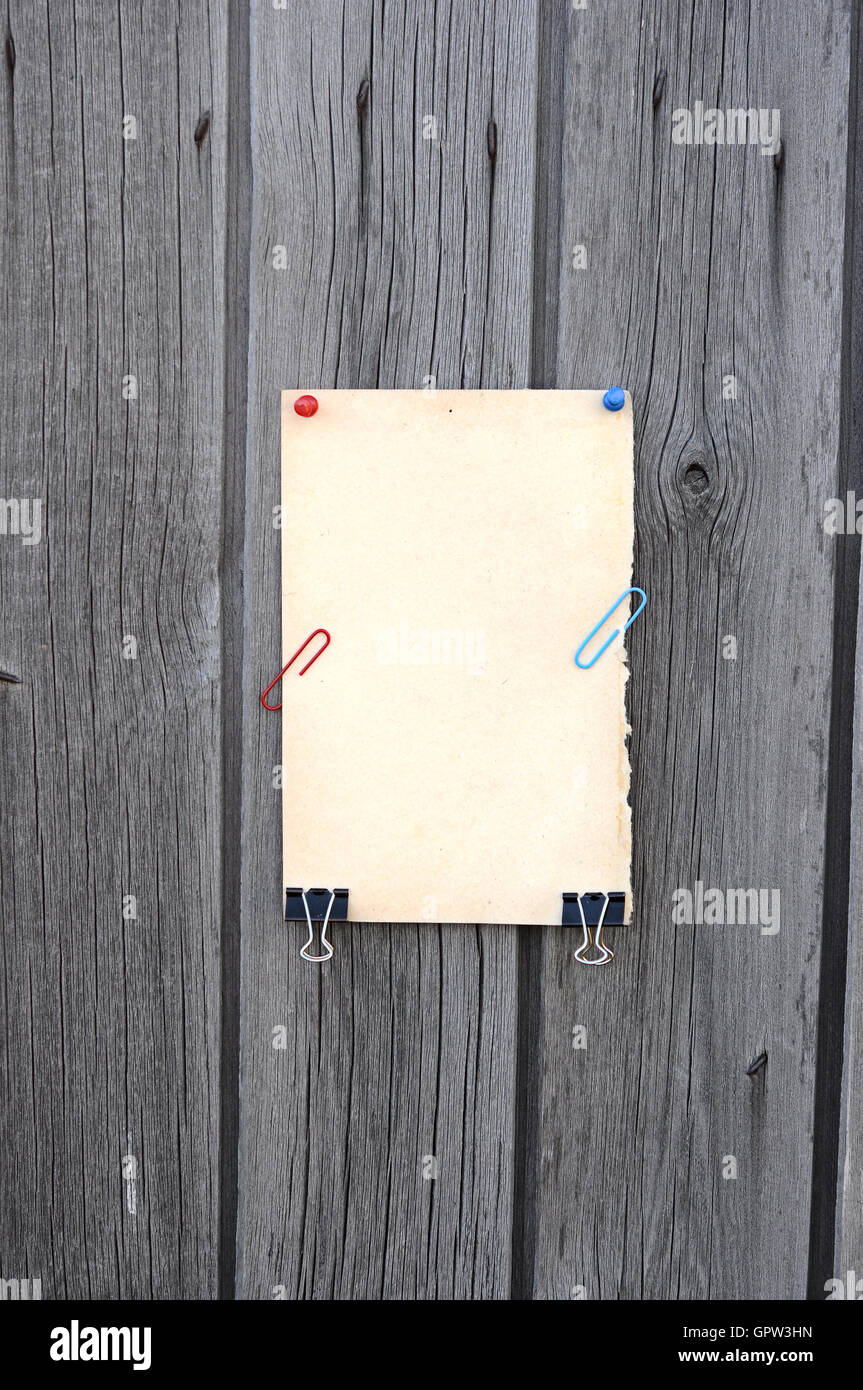 collection of various note papers on wood background Stock Photo - Alamy collection of various note papers on wood background Stock Photo - Alamy