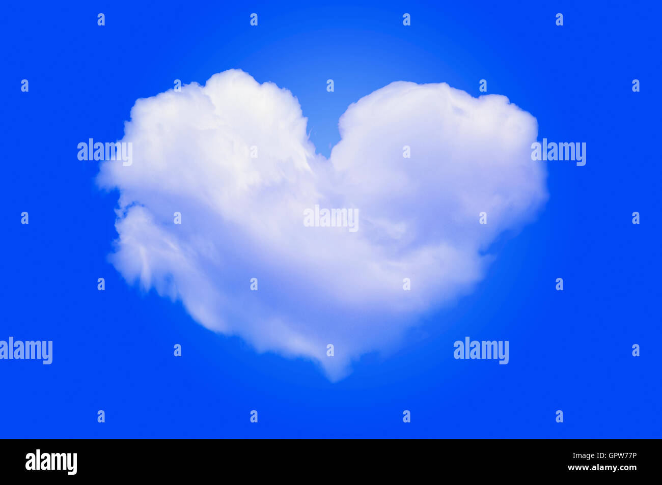 Heart shaped cloud Stock Photo - Alamy