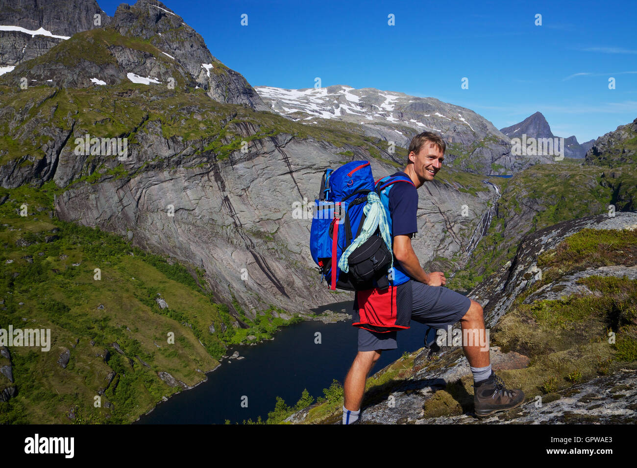 Backpacking in nature hi-res stock photography and images - Alamy