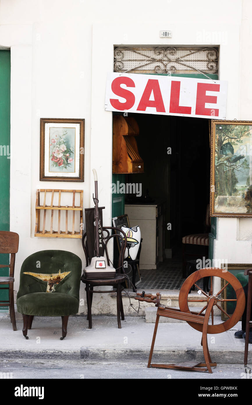 Jumble sale sign hi-res stock photography and images - Alamy