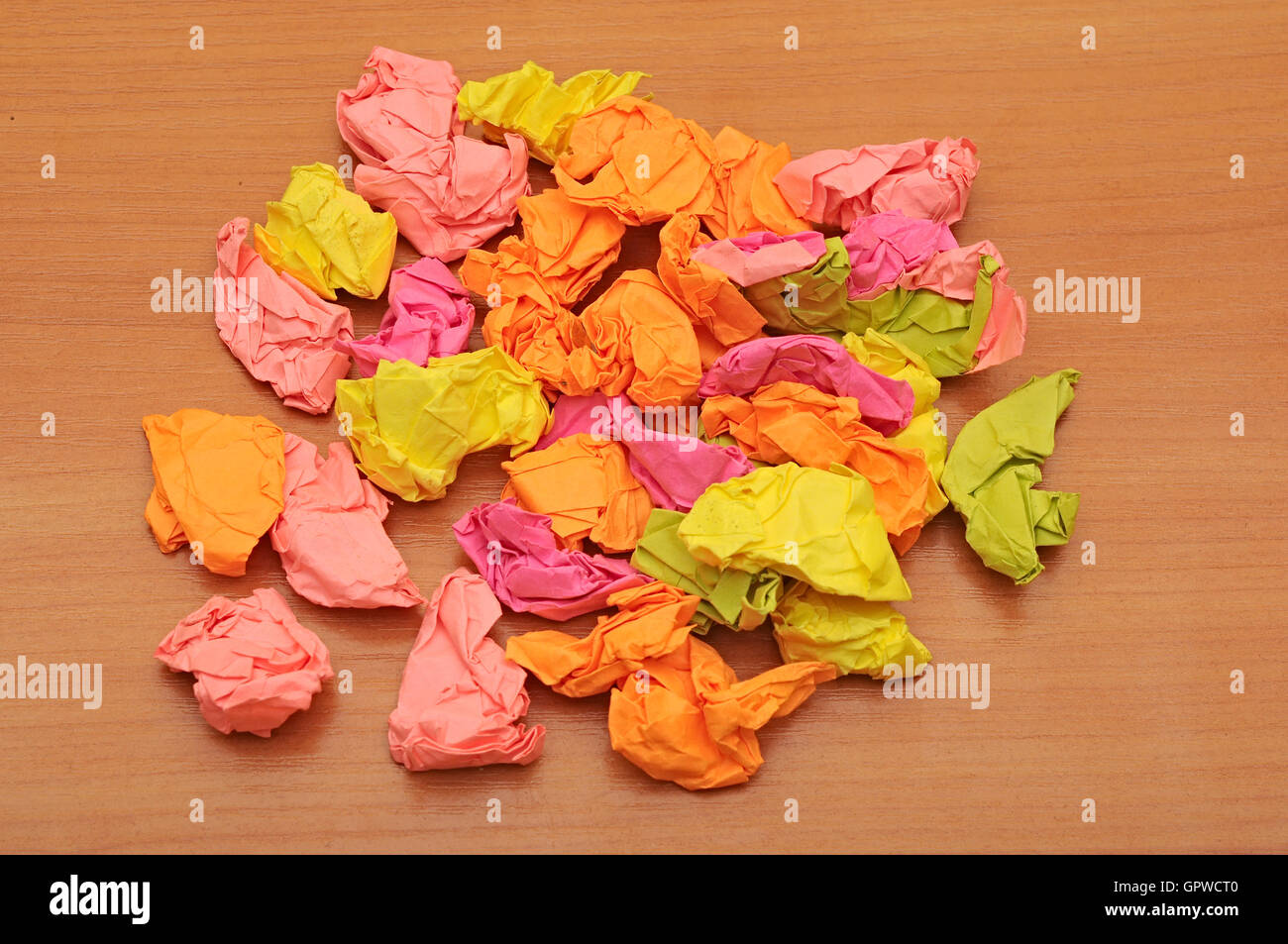 Rainbow crumpled paper texture hi-res stock photography and images - Alamy