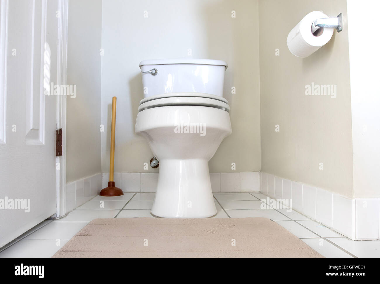 Toilet in a bathroom of a private home Stock Photo - Alamy