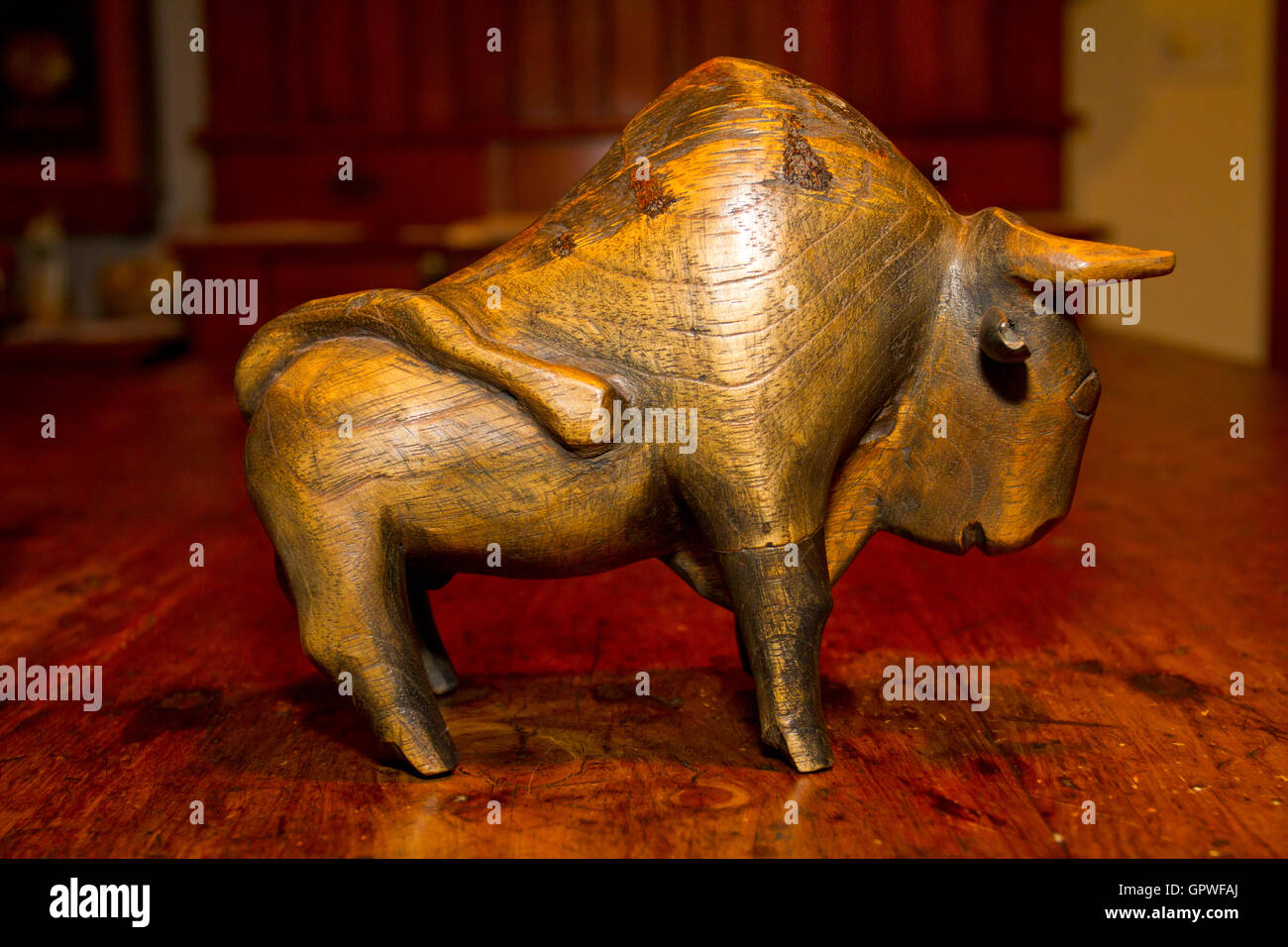 Wooden Bull Statue Stock Photo - Alamy