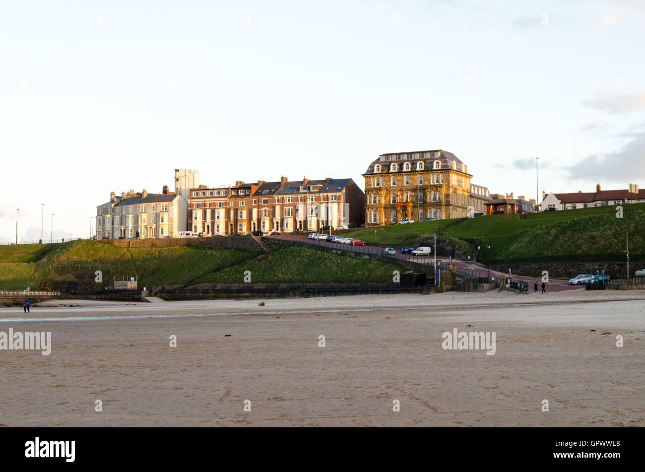 Looking South Along Longsands Beach, Tynemouth Stock Photo - Alamy